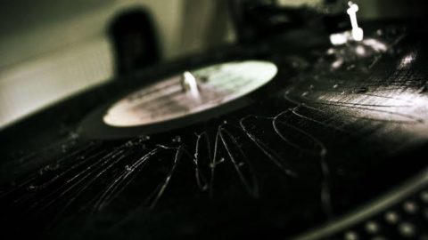 How to Fix Scratched Vinyl Records – Vinyl Place